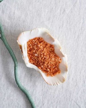 GARLIC SRIRACHA SALT - Cuisine Magazine - From New Zealand to the World