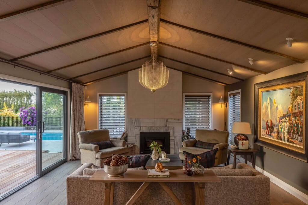 Angelique Armstrong, Armstrong Interiors & Simon Johnson , Figure and ...