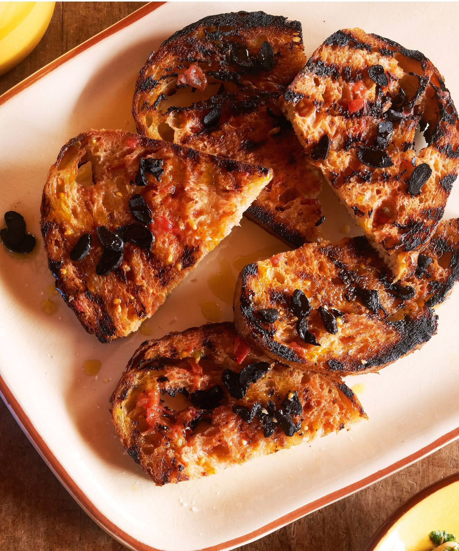 Black Garlic Tomato Bread (Pan Con Tomate) - Cuisine Magazine - From ...